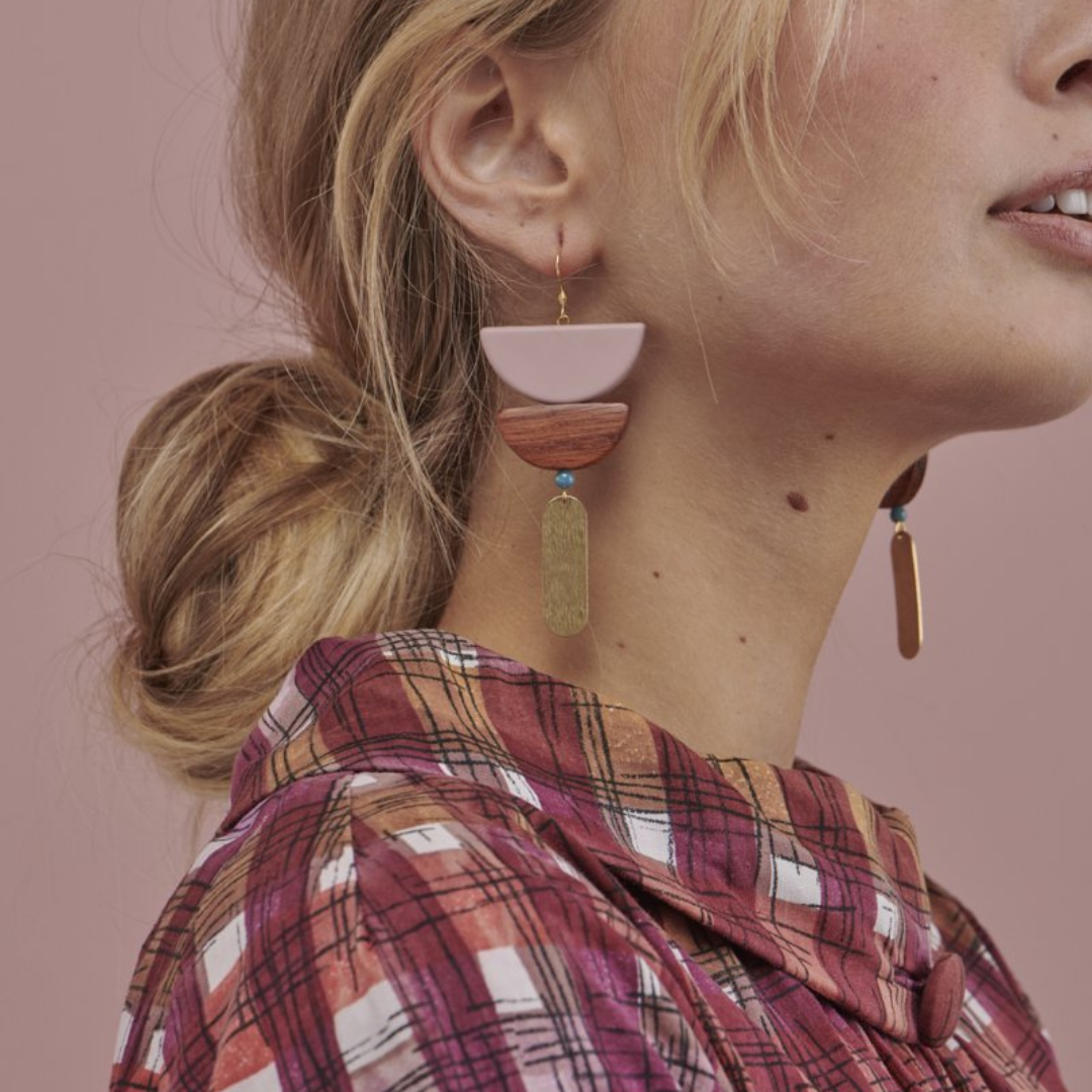 Middle Child – The Somewhere Co. AUS